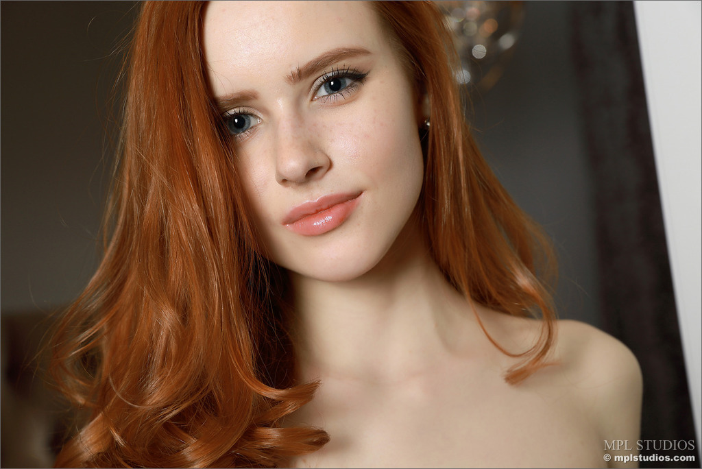 Z12345 Stunning Faces Pin 58691296
